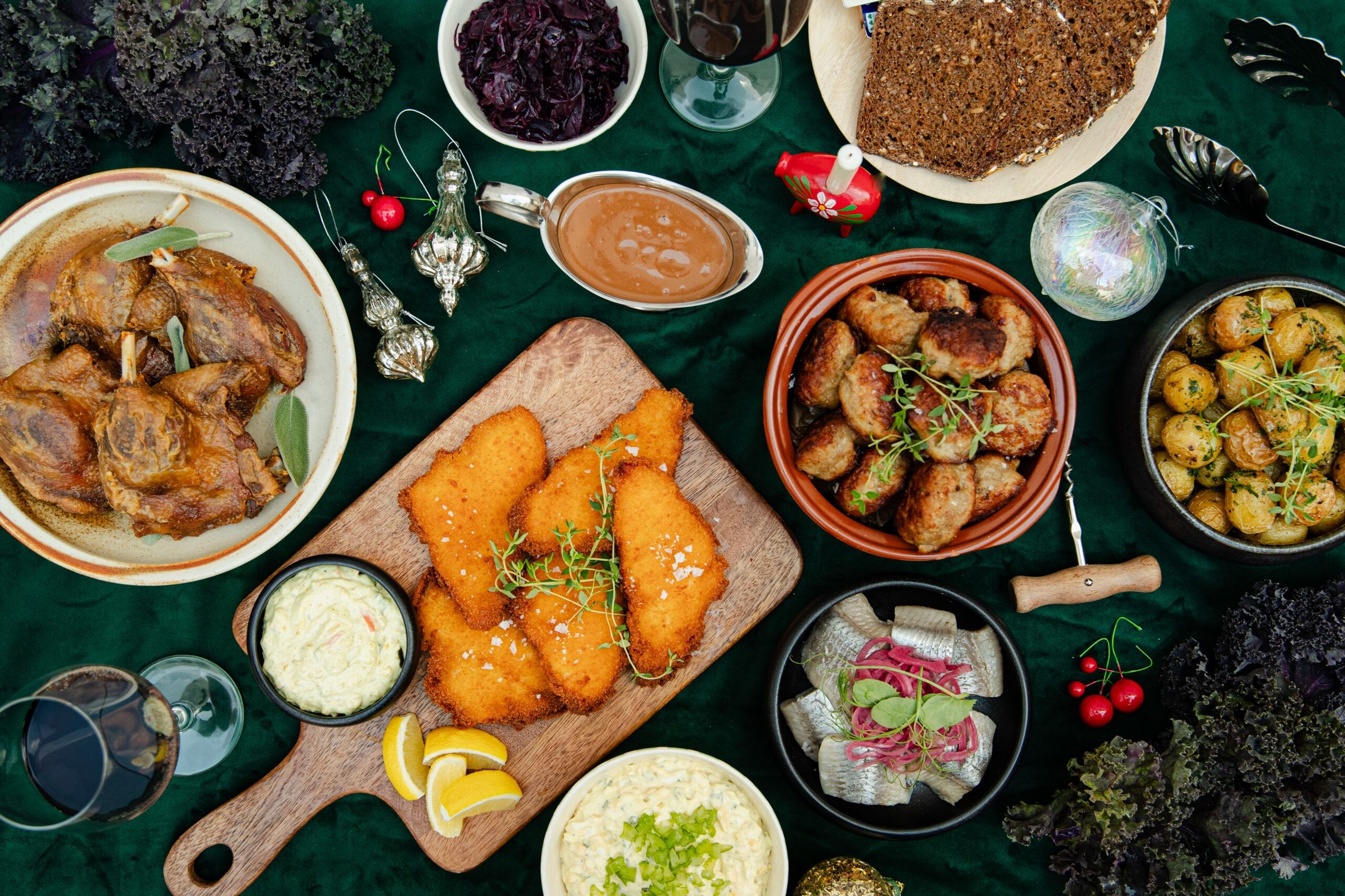 Bestil en Klassisk Julemenu i København og Aarhus - DiningSix