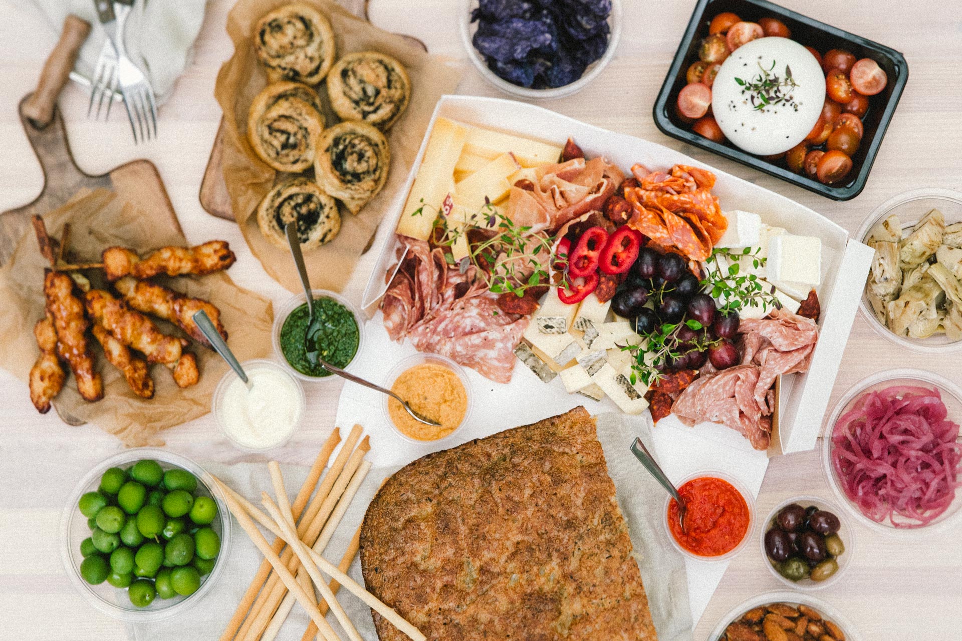 Tapas ud af huset - Tapas catering i København og Århus - DiningSix