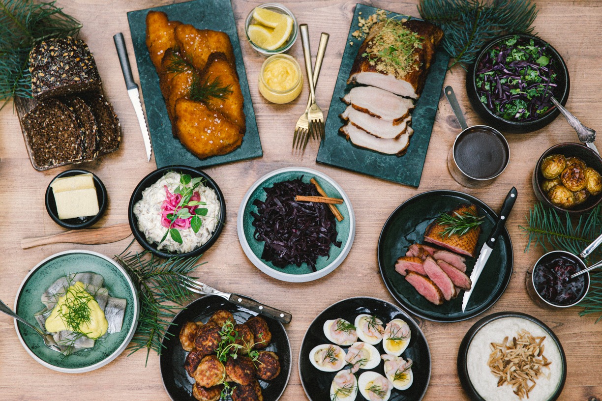 Julemenu ud af huset - Julefrokost mad leveret af DiningSix